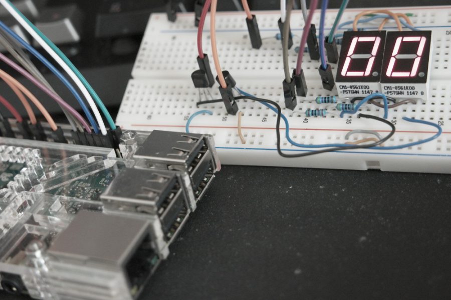 Multiplexing 7 Segment Display With Raspberry Pi Microcontroller Based Projects